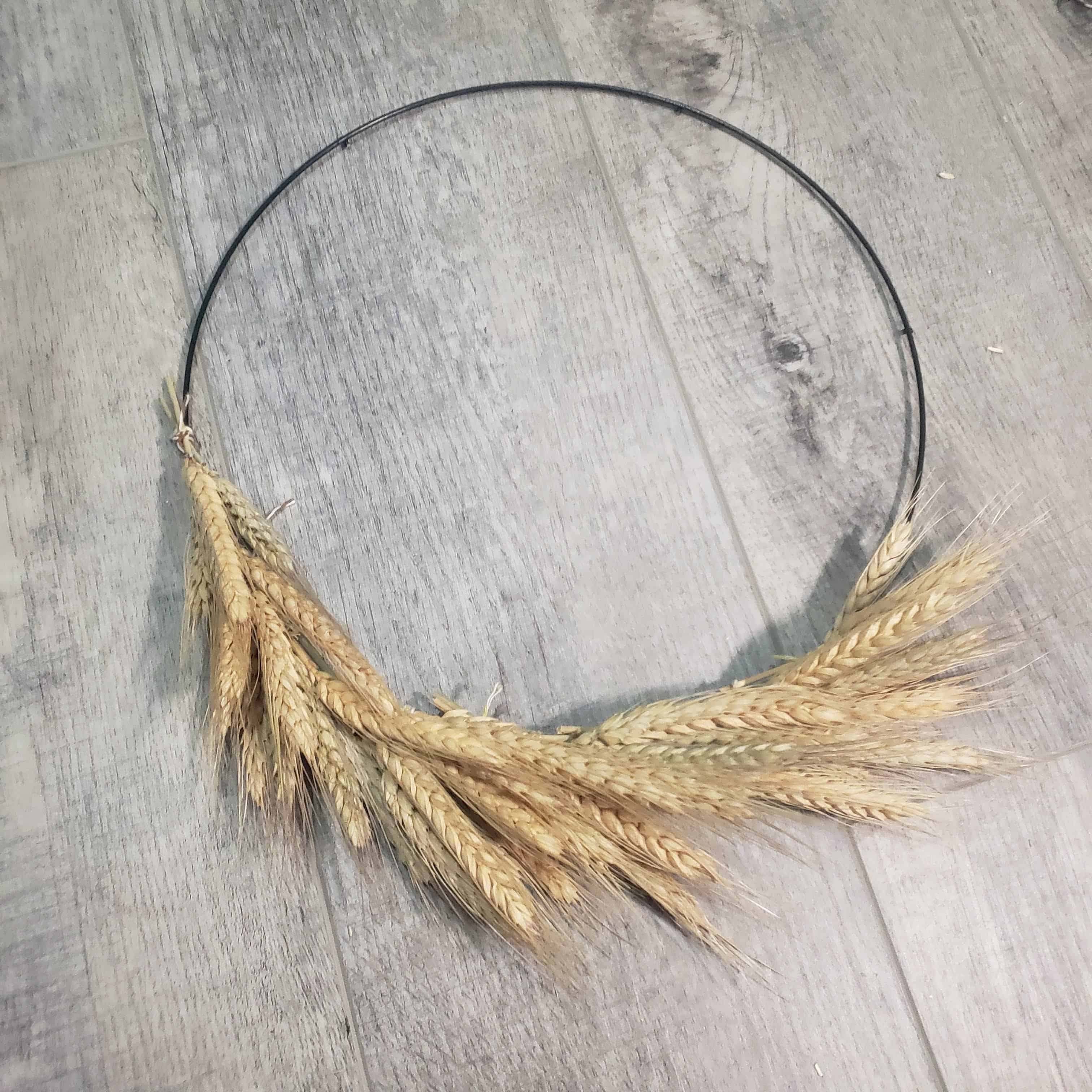 How to Make a Wheat Wreath