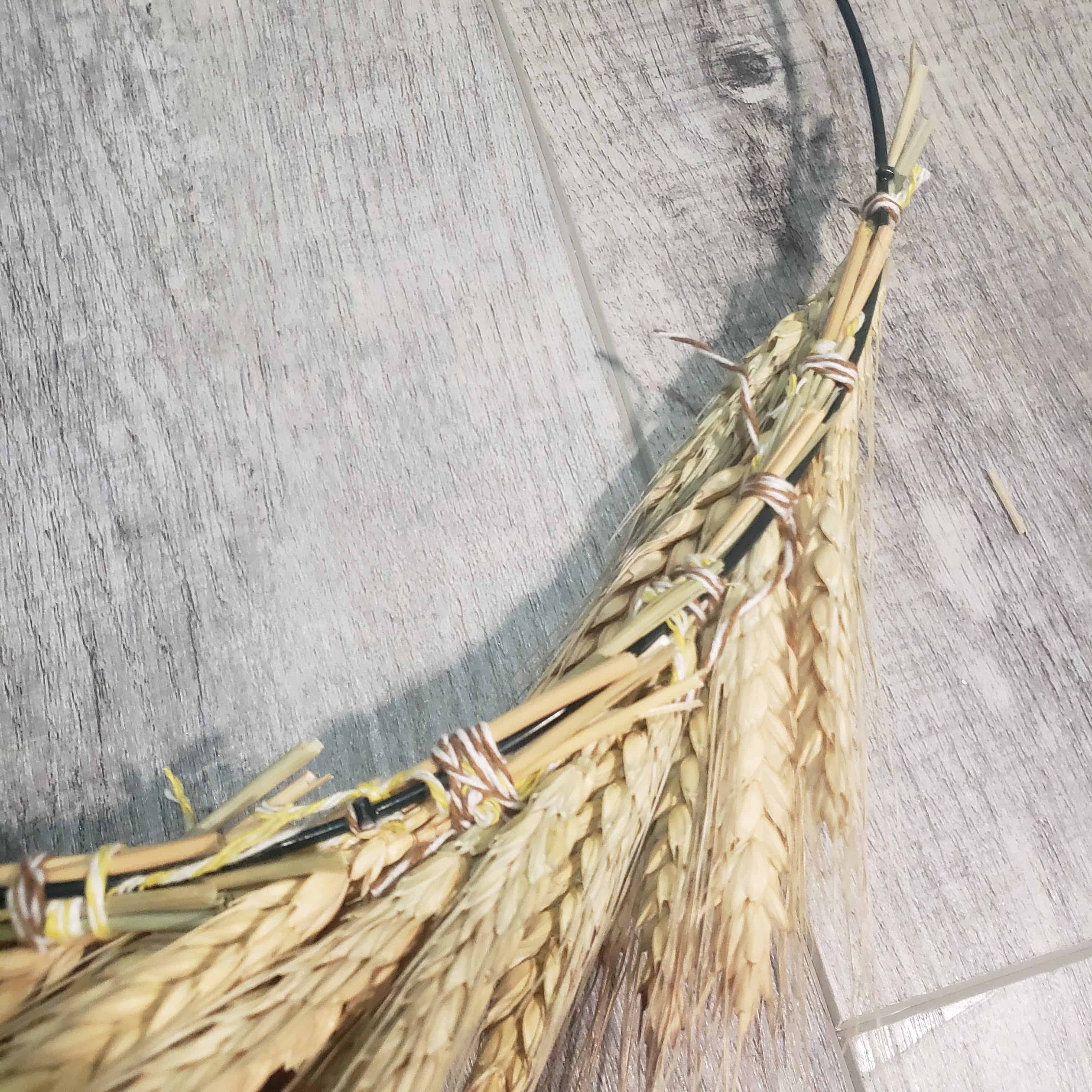 How to Make a Wheat Wreath